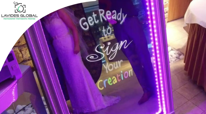 Some Exhilarating Features that Make a Mirror Photo Booth So Exciting
