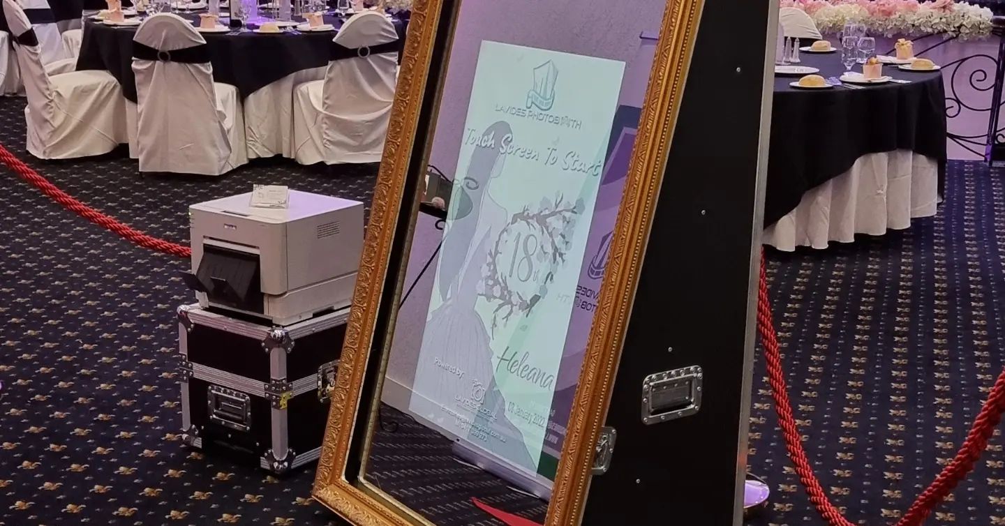 Why You Should Have A Mirror Photo Booth At Your Event?